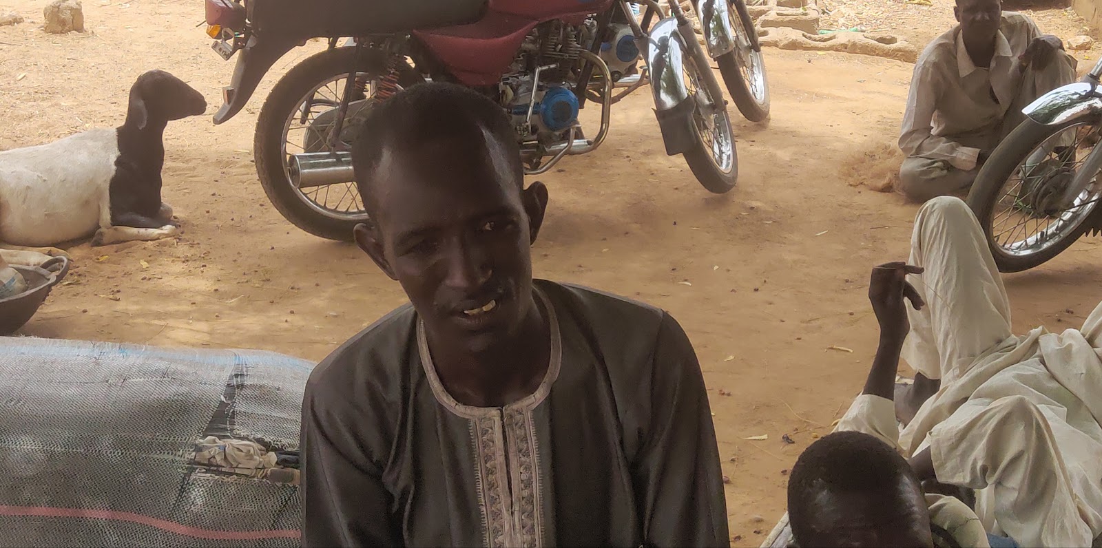 Displaced Nigerians Suffer As Scam Worsens Hardship In Zamfara Camp ...