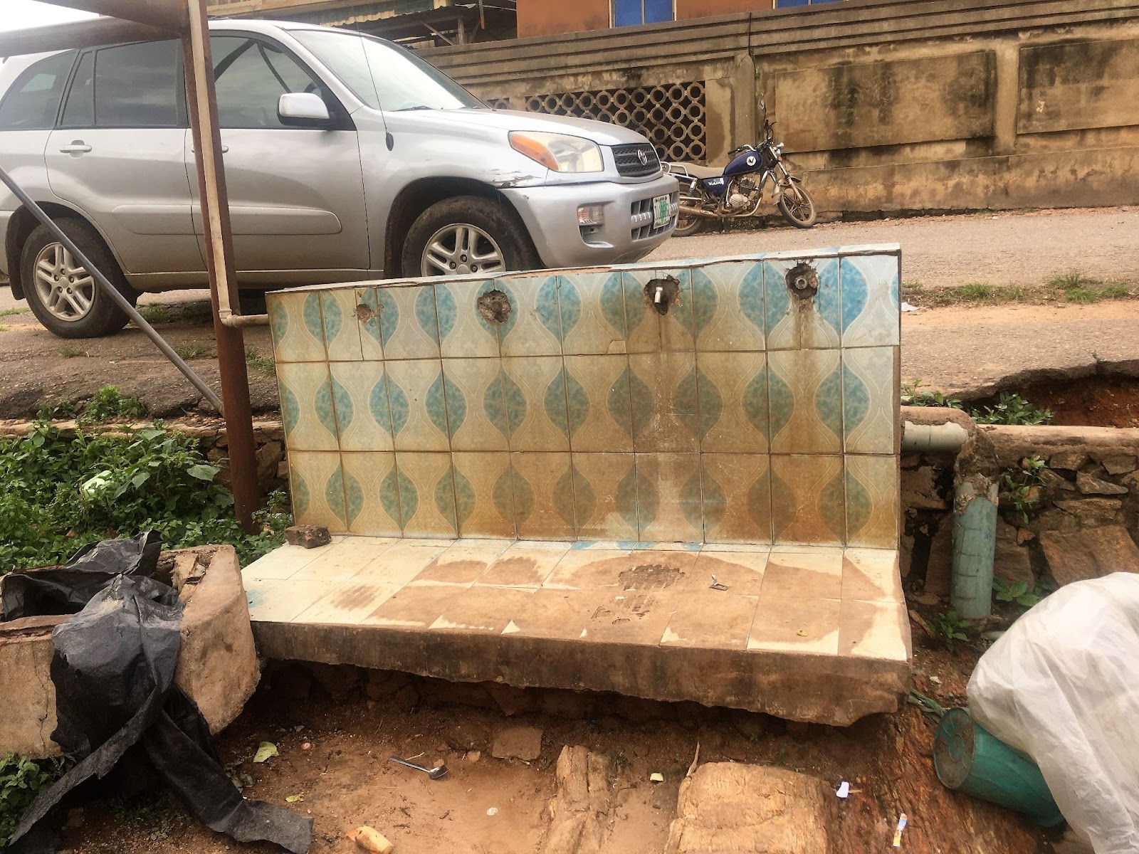 ‘We Depend On Rain For Water’: Residents In Ibadan Community Lament ...