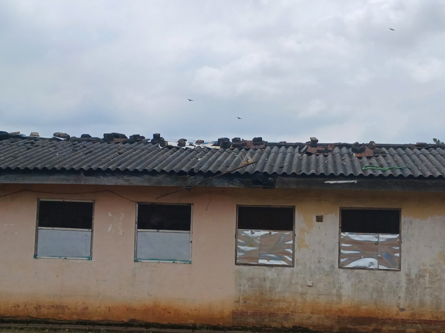 Inside The Deplorable Army Barracks Housing Nigerian Soldiers [Photo ...