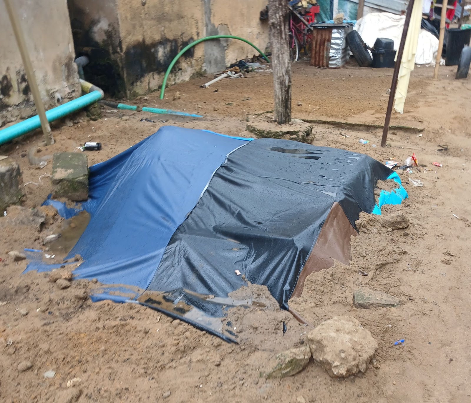 Inside The Deplorable Army Barracks Housing Nigerian Soldiers [Photo ...